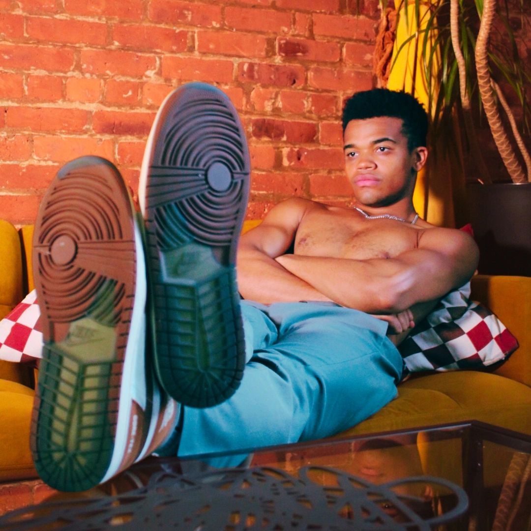 Elijah Wright: A Multi-Talented Rising Star